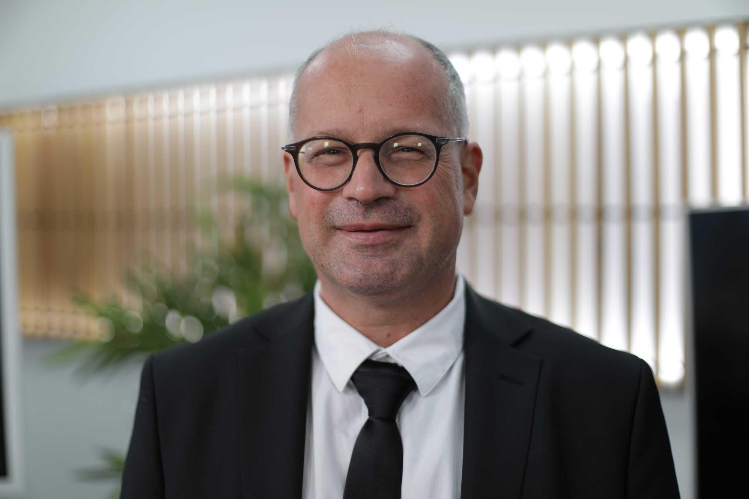 « ffollozz est la première école de marketing d’influence en France ...